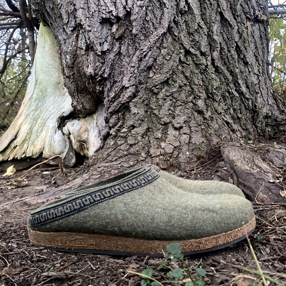 Stegmann | Shoes | Stegmann Green Wool Clog Size 2 Men | Poshmark